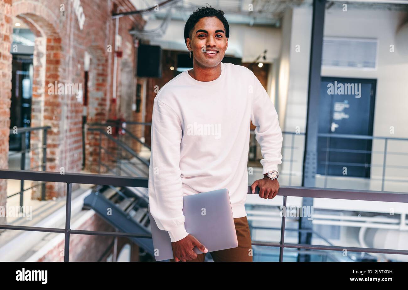 Workplace communication hi-res stock photography and images - Alamy