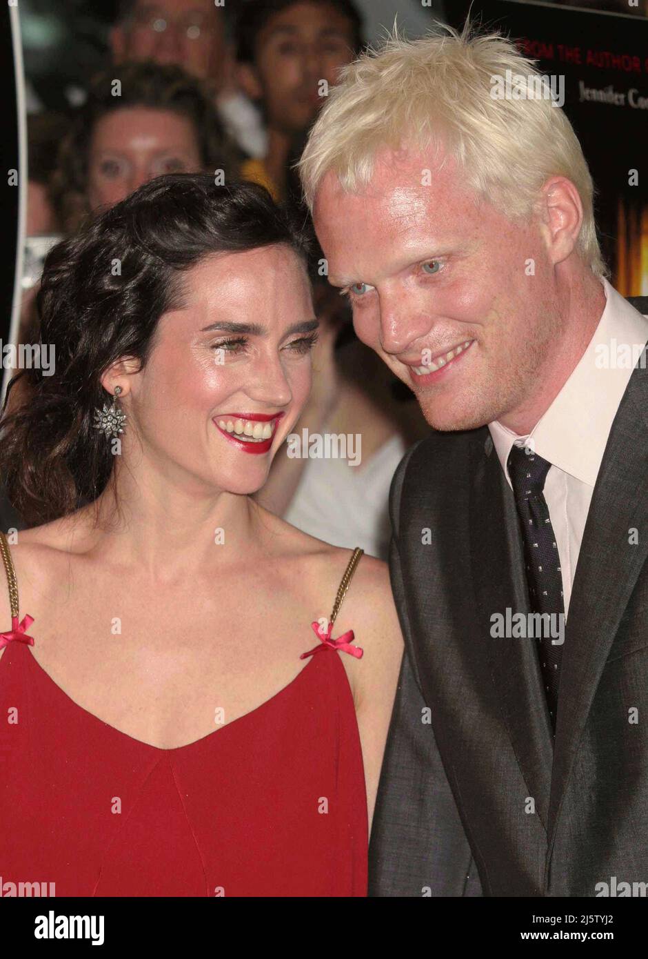 Jennifer Connelly and Paul Bettany attend the premiere of "Dark Water ...
