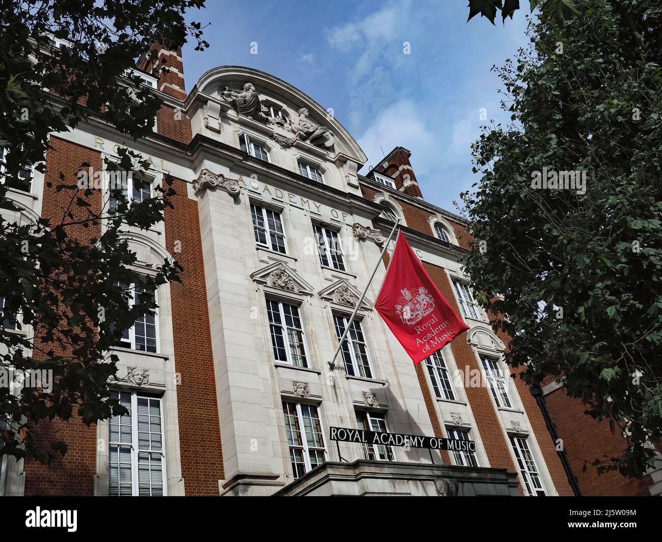 Royal academy hi-res stock photography and images - Alamy