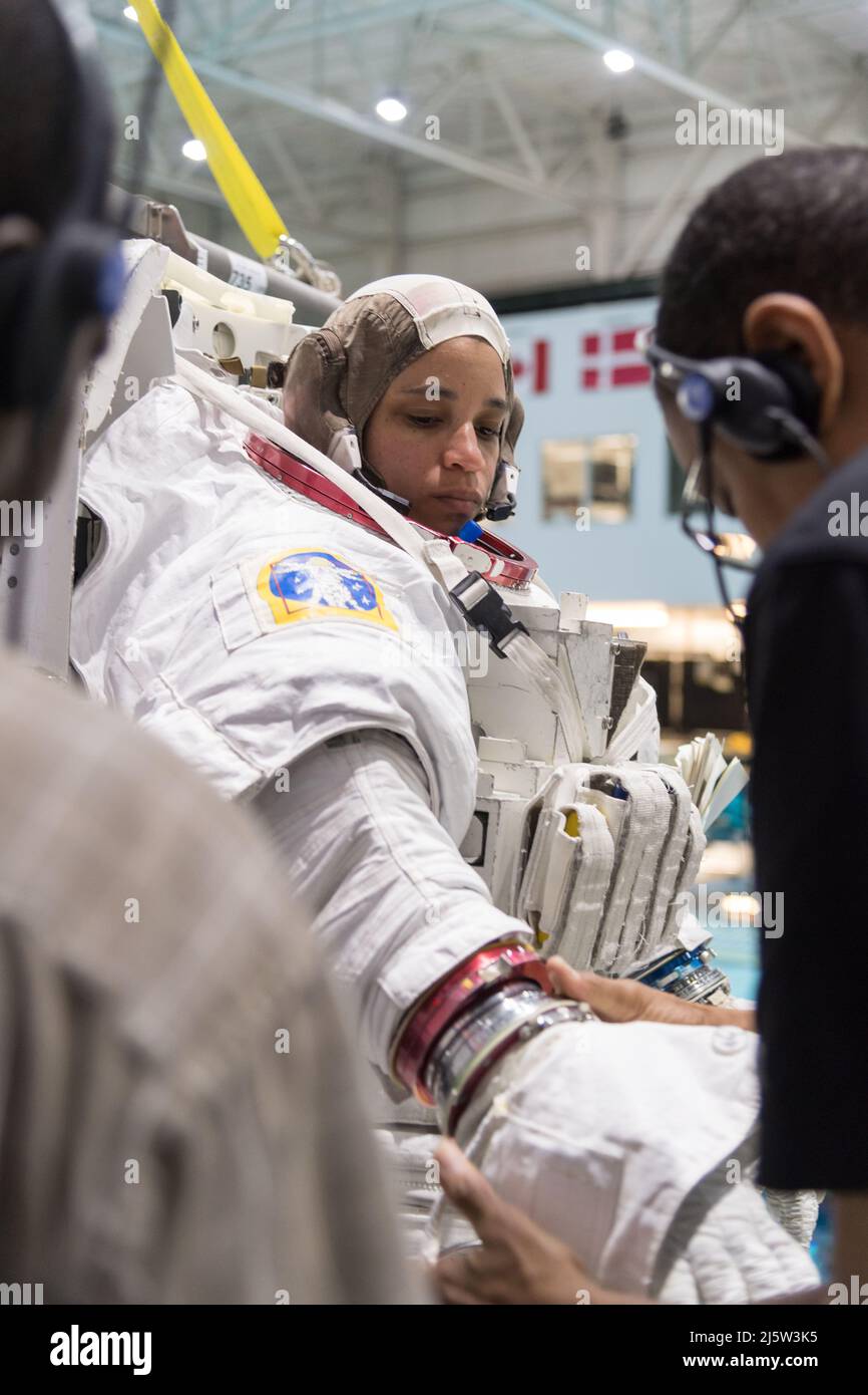 Astronaut nasa team hi-res stock photography and images - Alamy