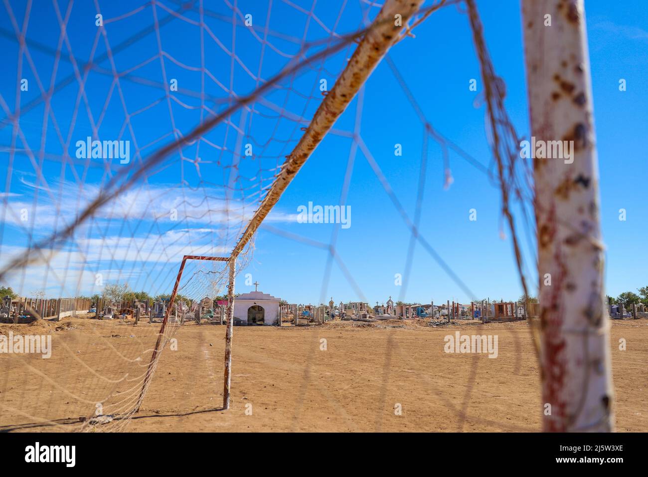 Red de portería hi-res stock photography and images - Alamy