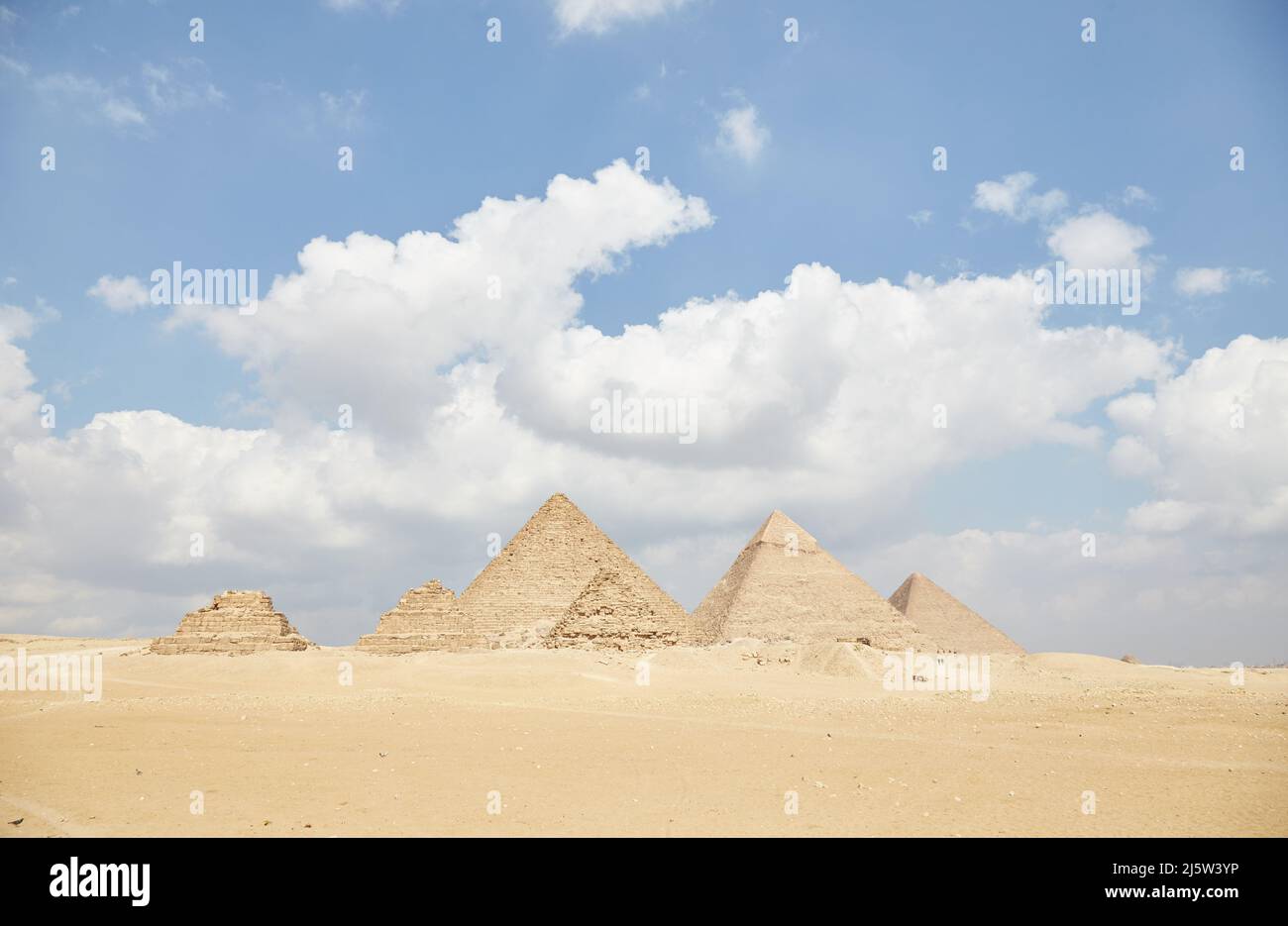 The Pyramid Viewpoint at the Egypt's Giza Plateau Stock Photo - Alamy