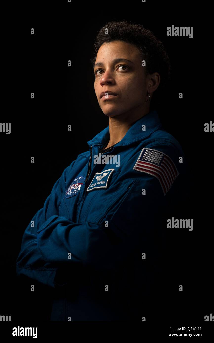 PHOTO DATE: August 19, 2021 LOCATION: Bldg. 8, Rm 183 - Photo Studio ...