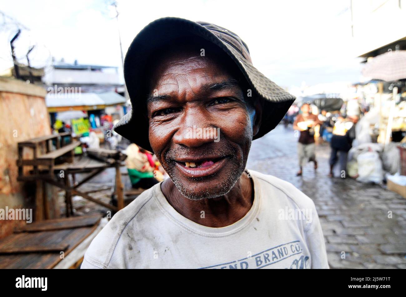 Malagasy portraits hi-res stock photography and images - Alamy