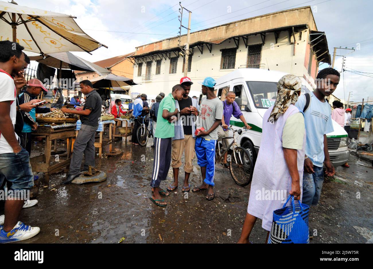 A colorful market in Antananarivo, Madagascar Stock Photo - Alamy