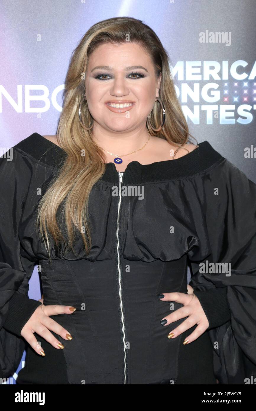 LOS ANGELES - APR 25: Kelly Clarkson at the America’s Song Contest Semi ...