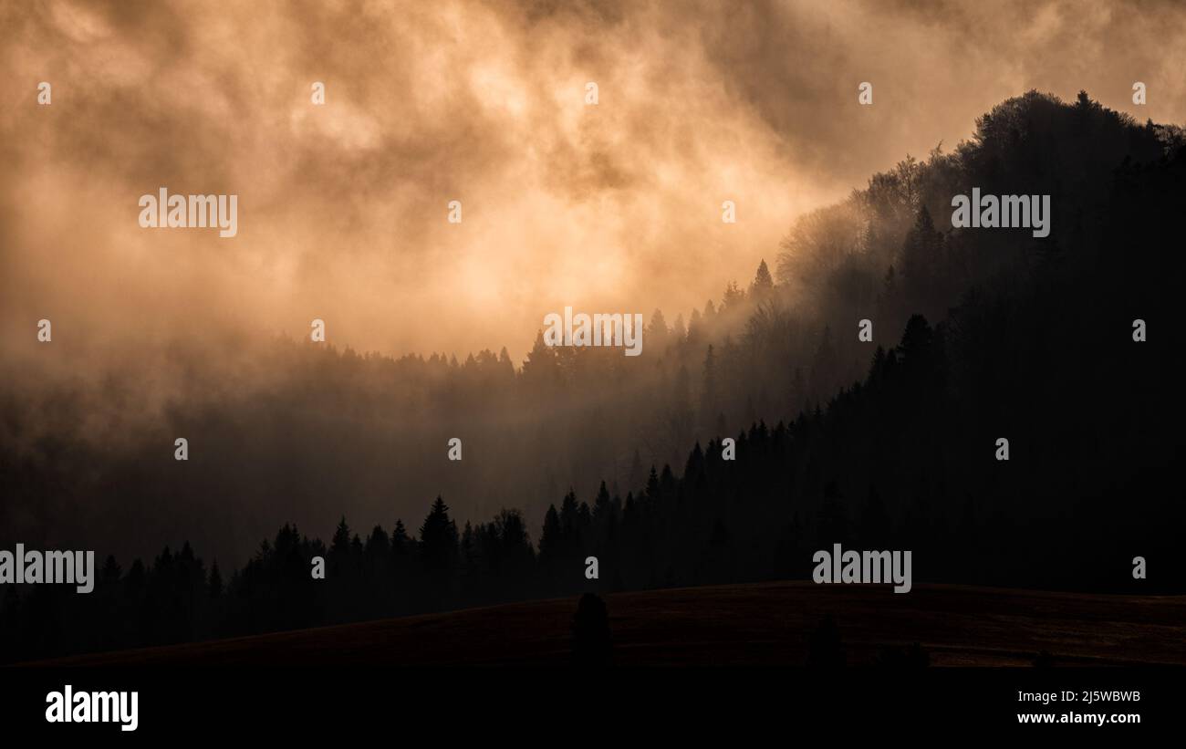 Cloudy weather in the mountains. Pieniny, Slovakia Stock Photo - Alamy