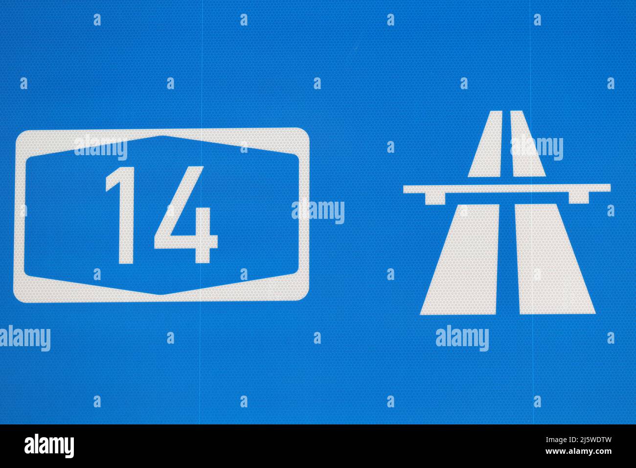 25 April 2022, Saxony-Anhalt, Lüderitz: A traffic sign freeway A14 near ...