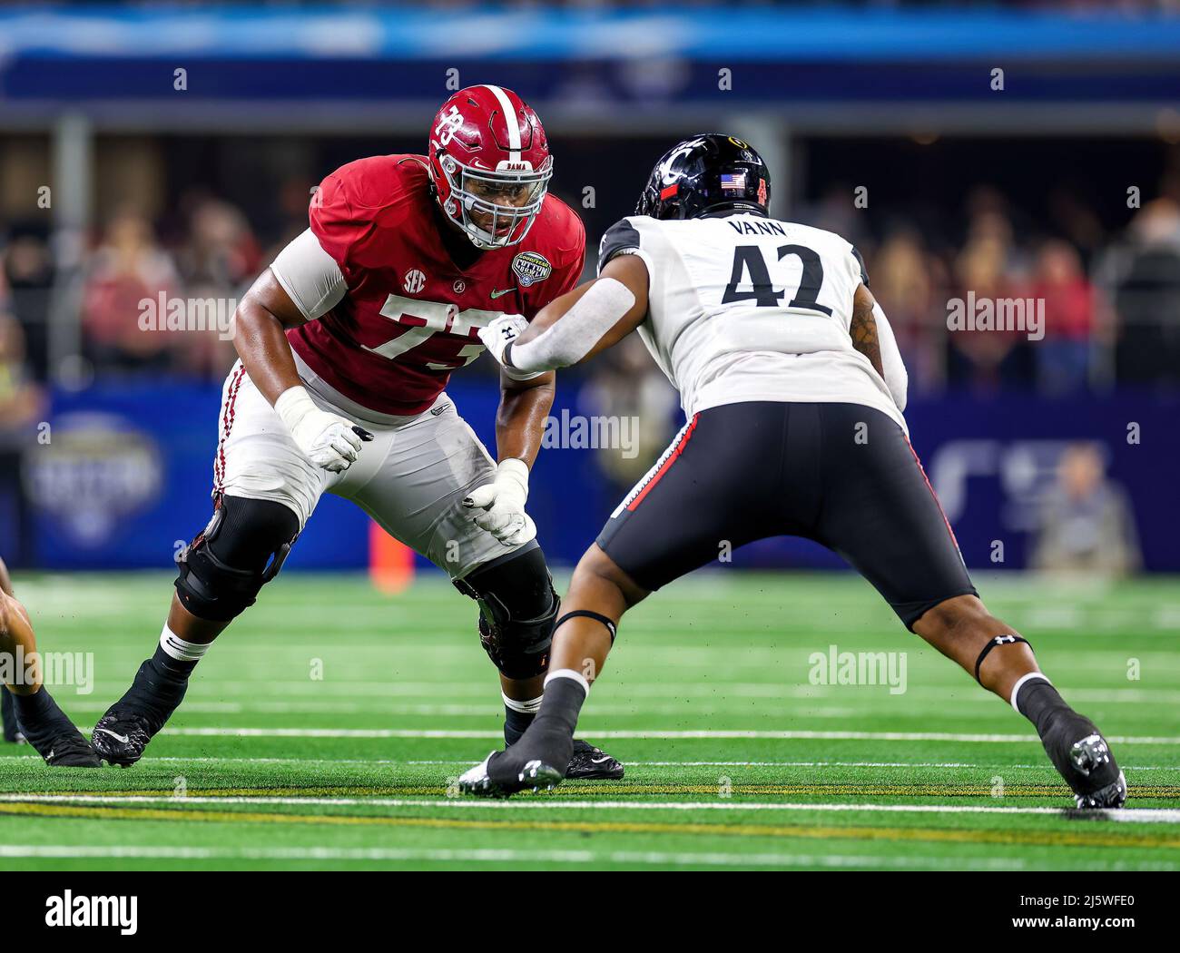 December 31, 2021 Arlington, TX...Alabama Crimson Tide offensive ...