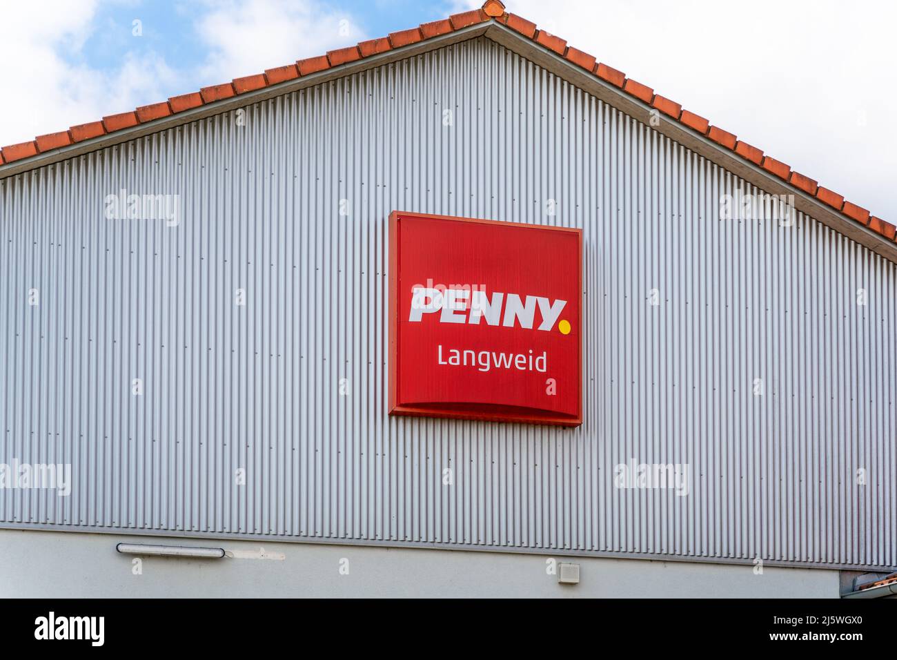 Red rewe logo hi-res stock photography and images - Alamy