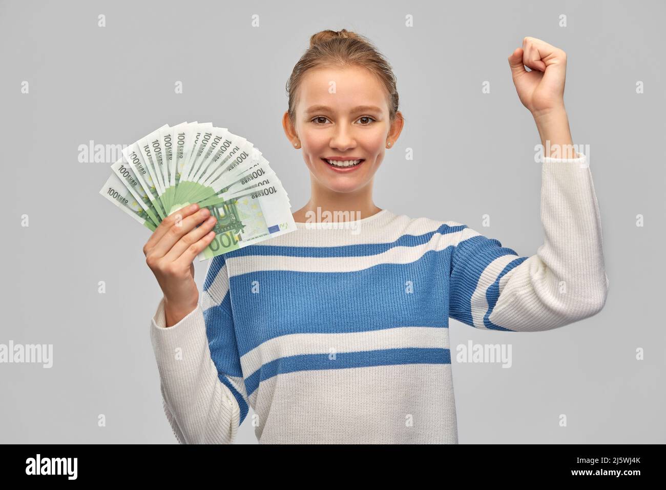 Girl money teenager euro hi-res stock photography and images - Alamy