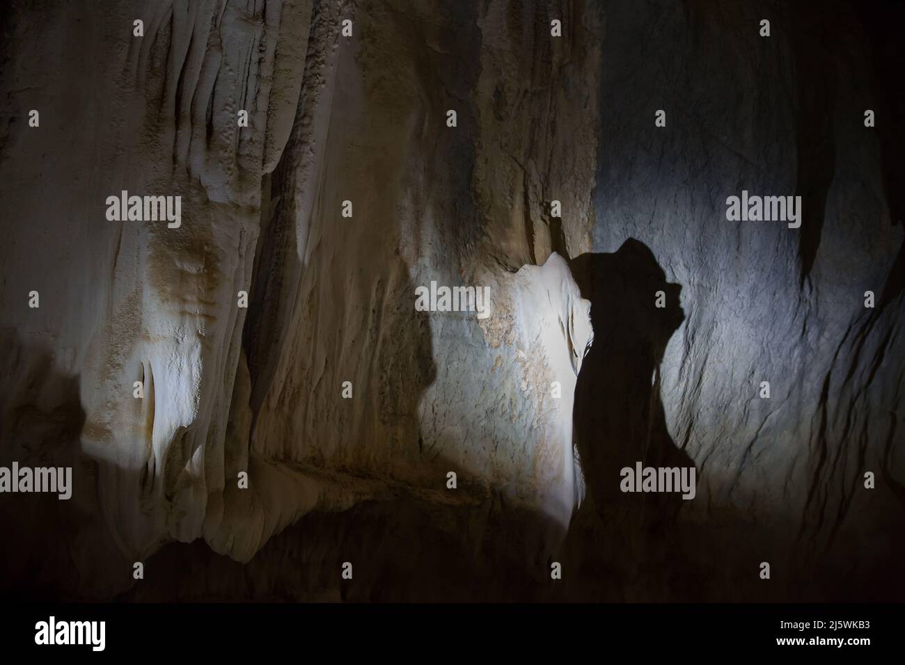 Undergorund caves hi-res stock photography and images - Alamy