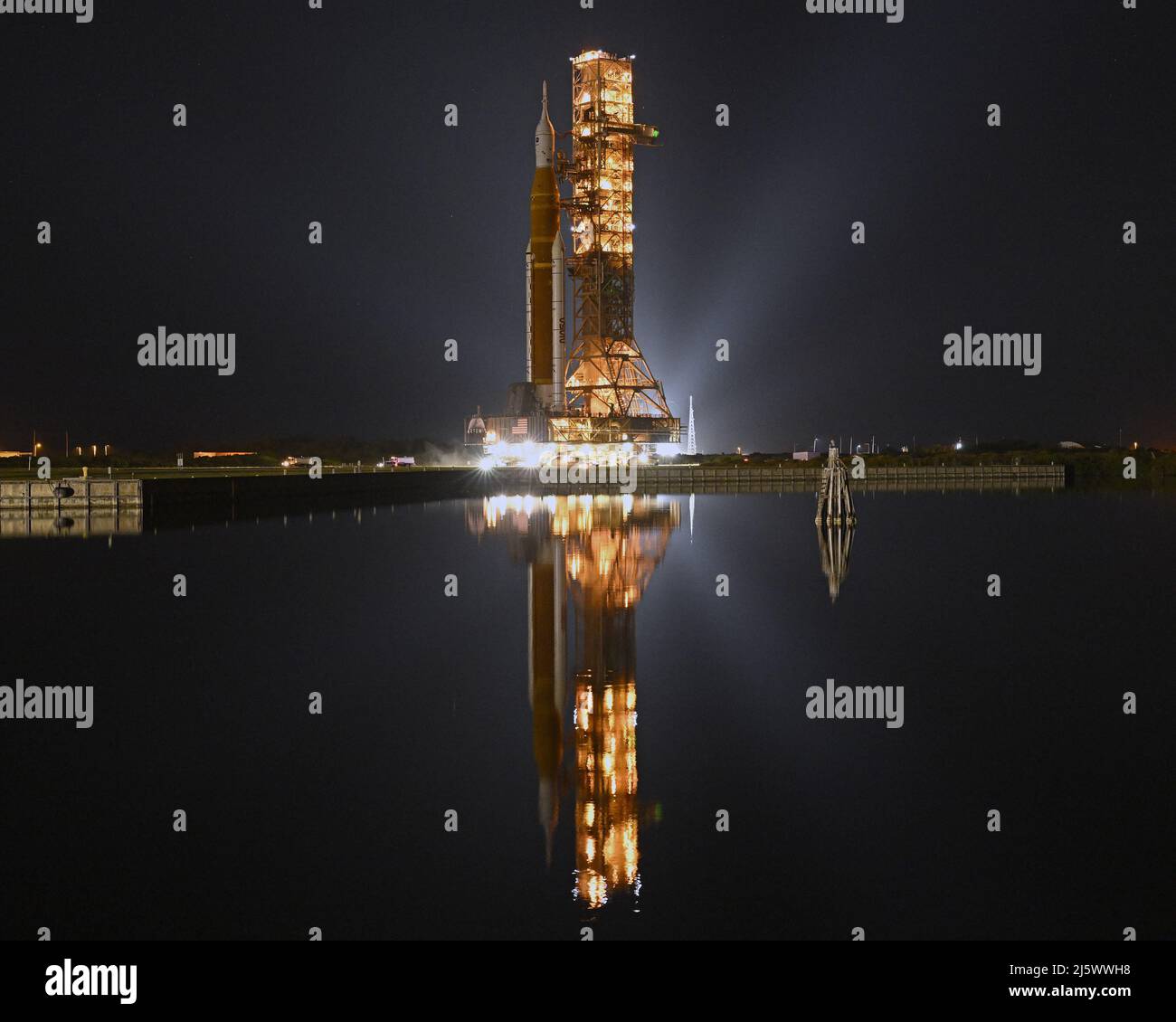 NASA's SLS Booster rolls back to the Vehicle Assembly Building at the ...