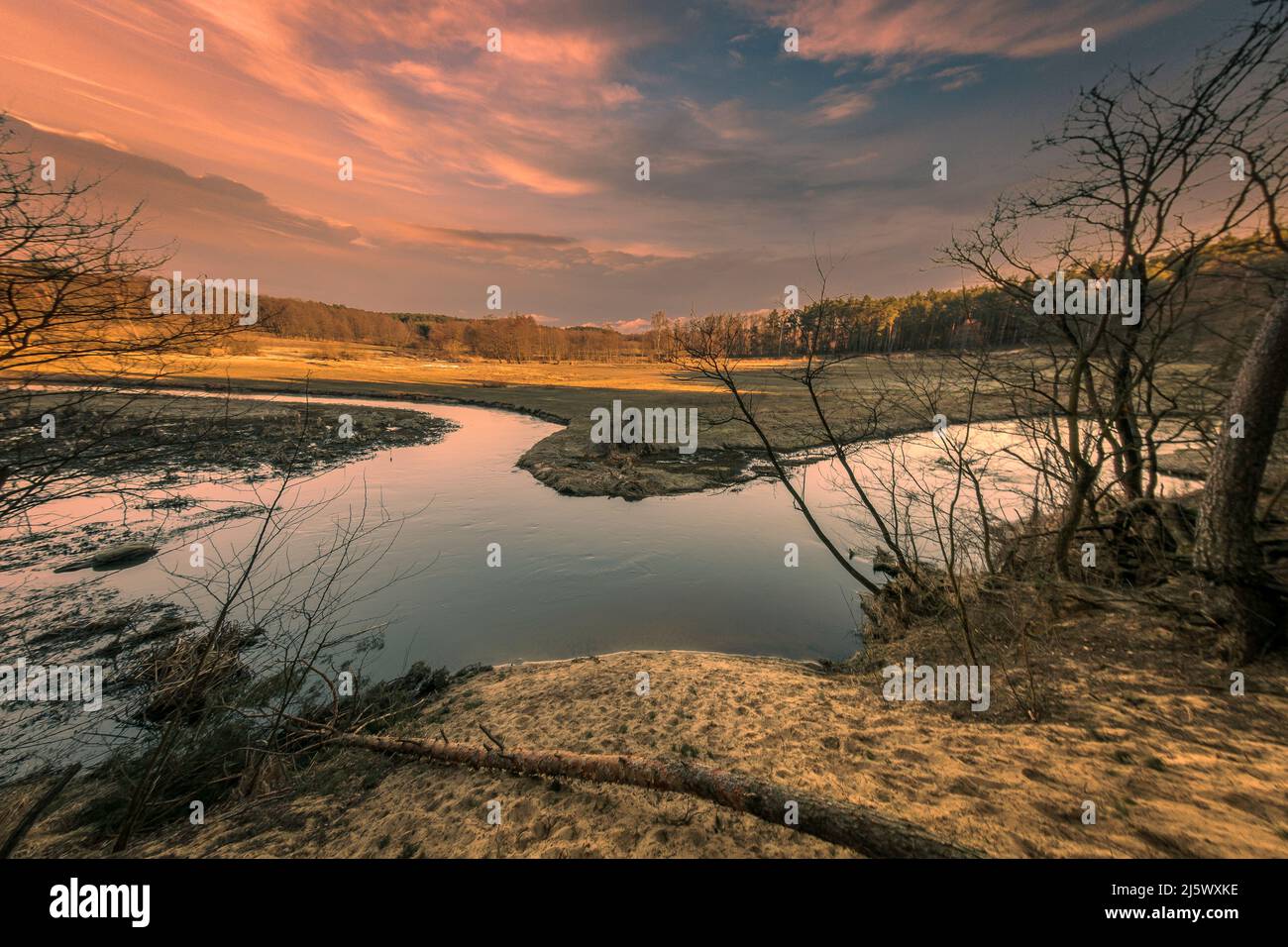 Drone footage of a river hi-res stock photography and images - Alamy