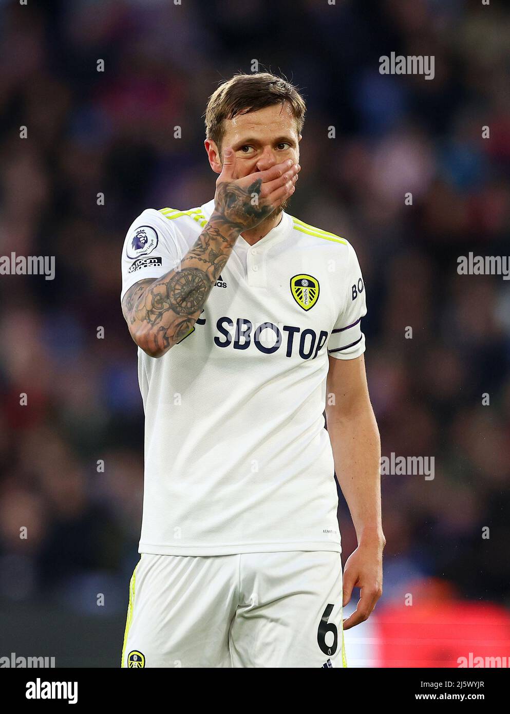 Liam cooper leeds football 2022 hi-res stock photography and images - Alamy