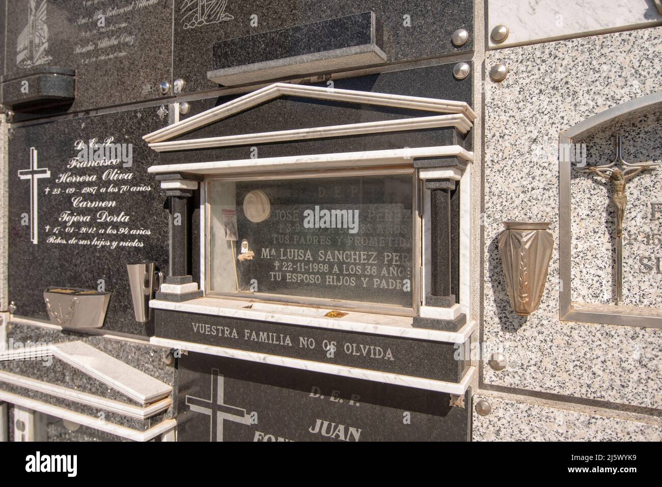 Traditional spanish cemetery hi-res stock photography and images - Alamy
