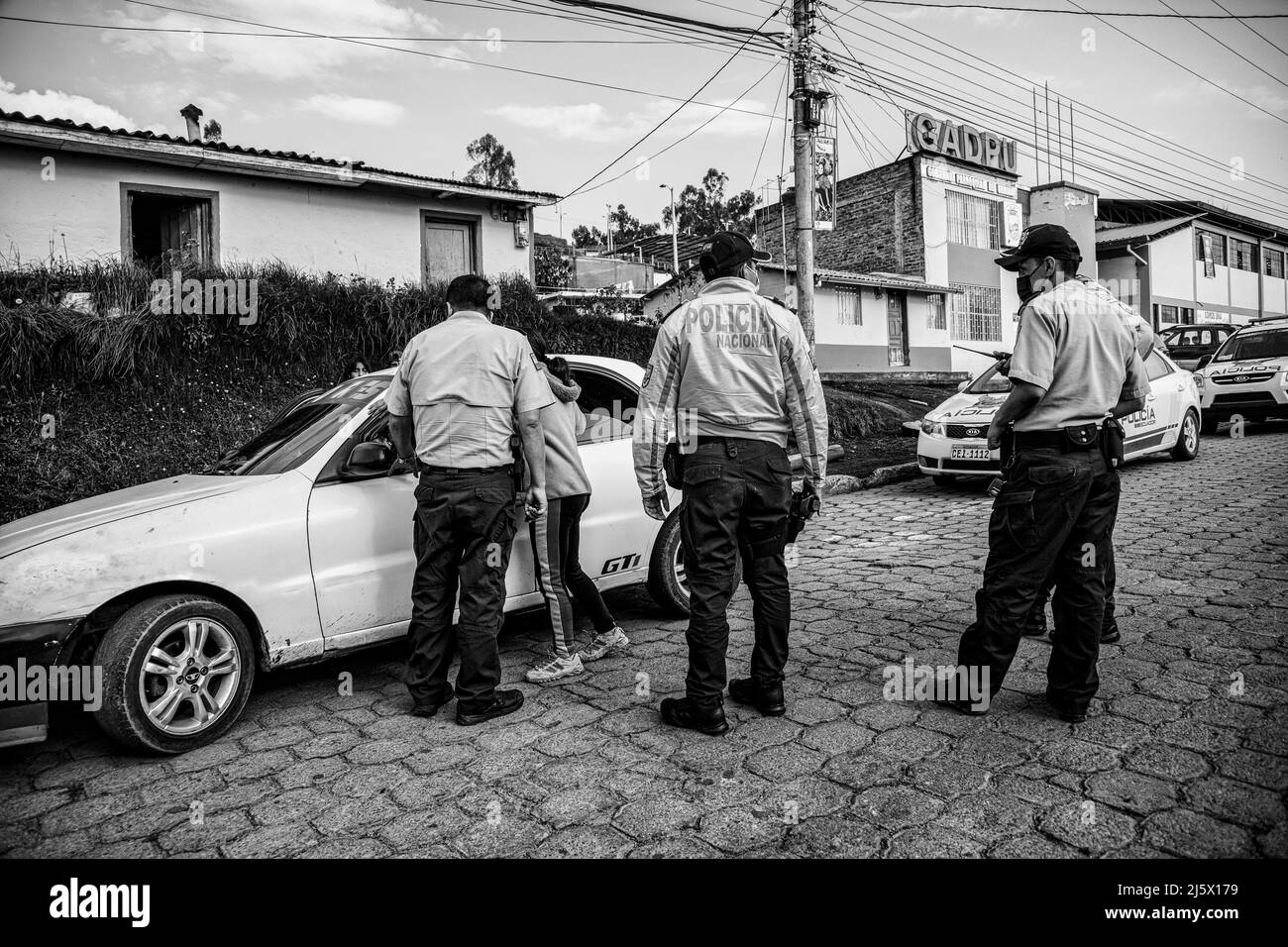 Police control in Ecuador, illegal immigration, Tulcan Stock Photo - Alamy