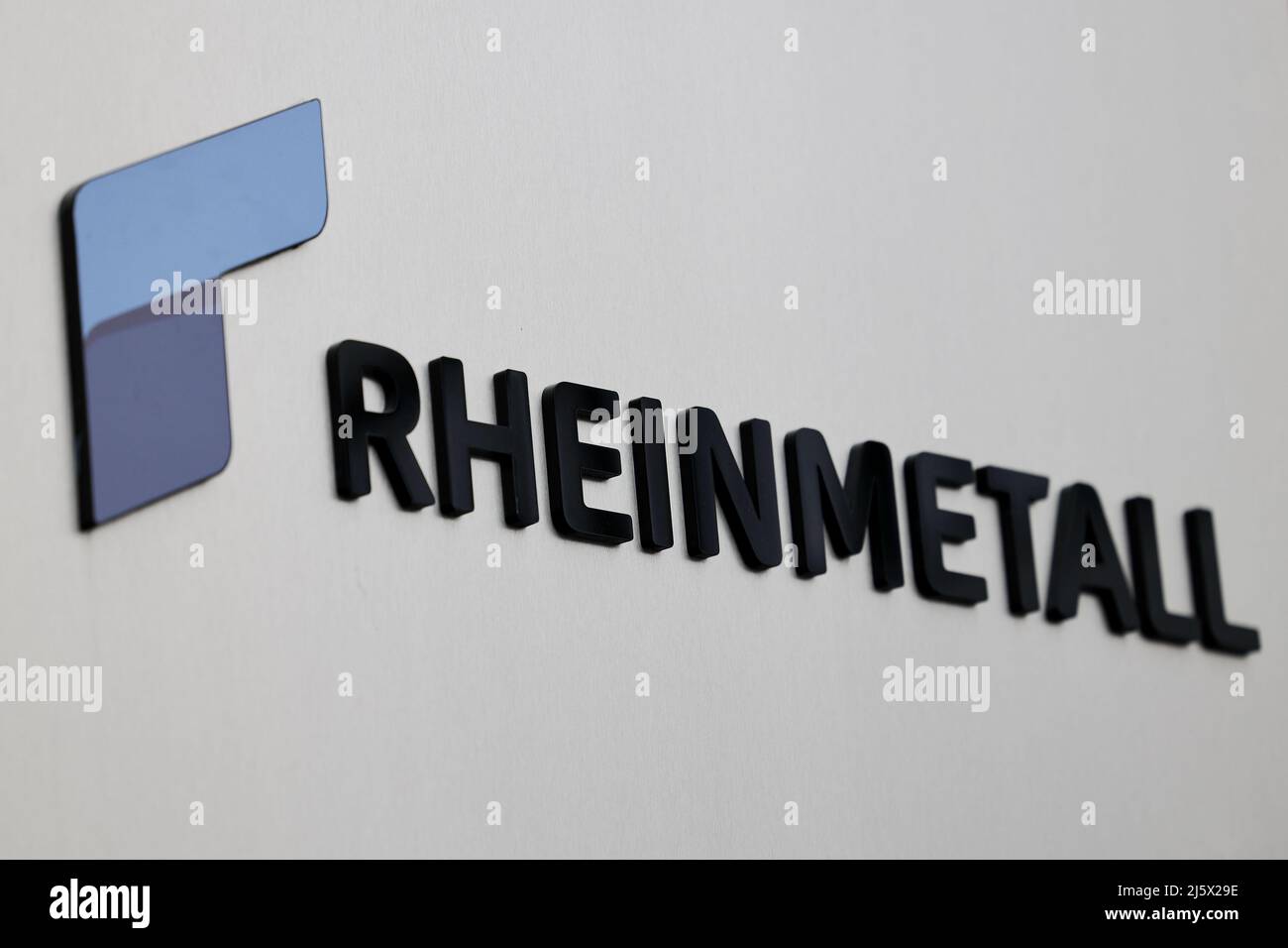 Rheinmetall logo hi-res stock photography and images - Alamy