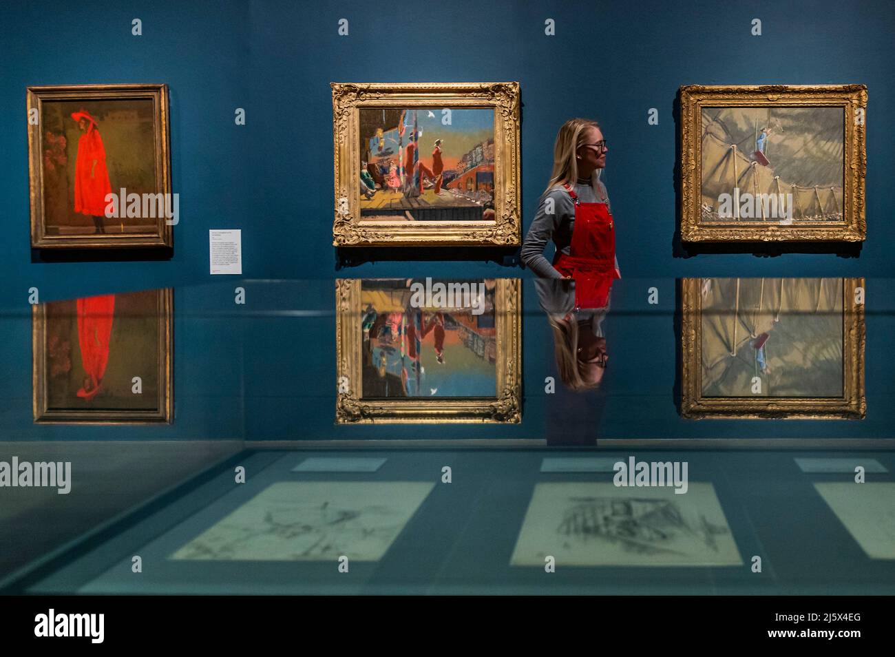 London, UK. 26th Apr, 2022. Brighton Pierots, 1915, With Minnie ...