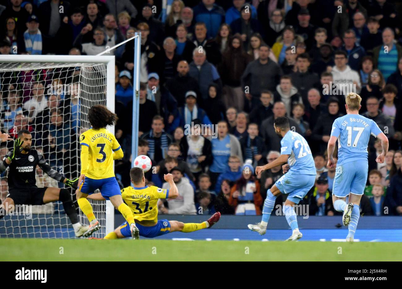 Riyad mahrez goal 2022 hi-res stock photography and images - Alamy
