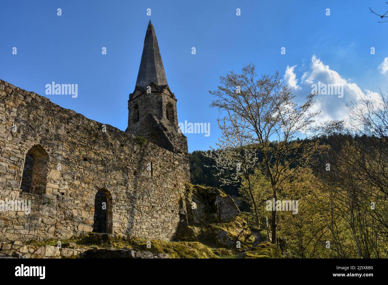 Gossam, Burgkirche, Burgkirchlein, Wachau, Kirche, Ruine, Lost Place ...