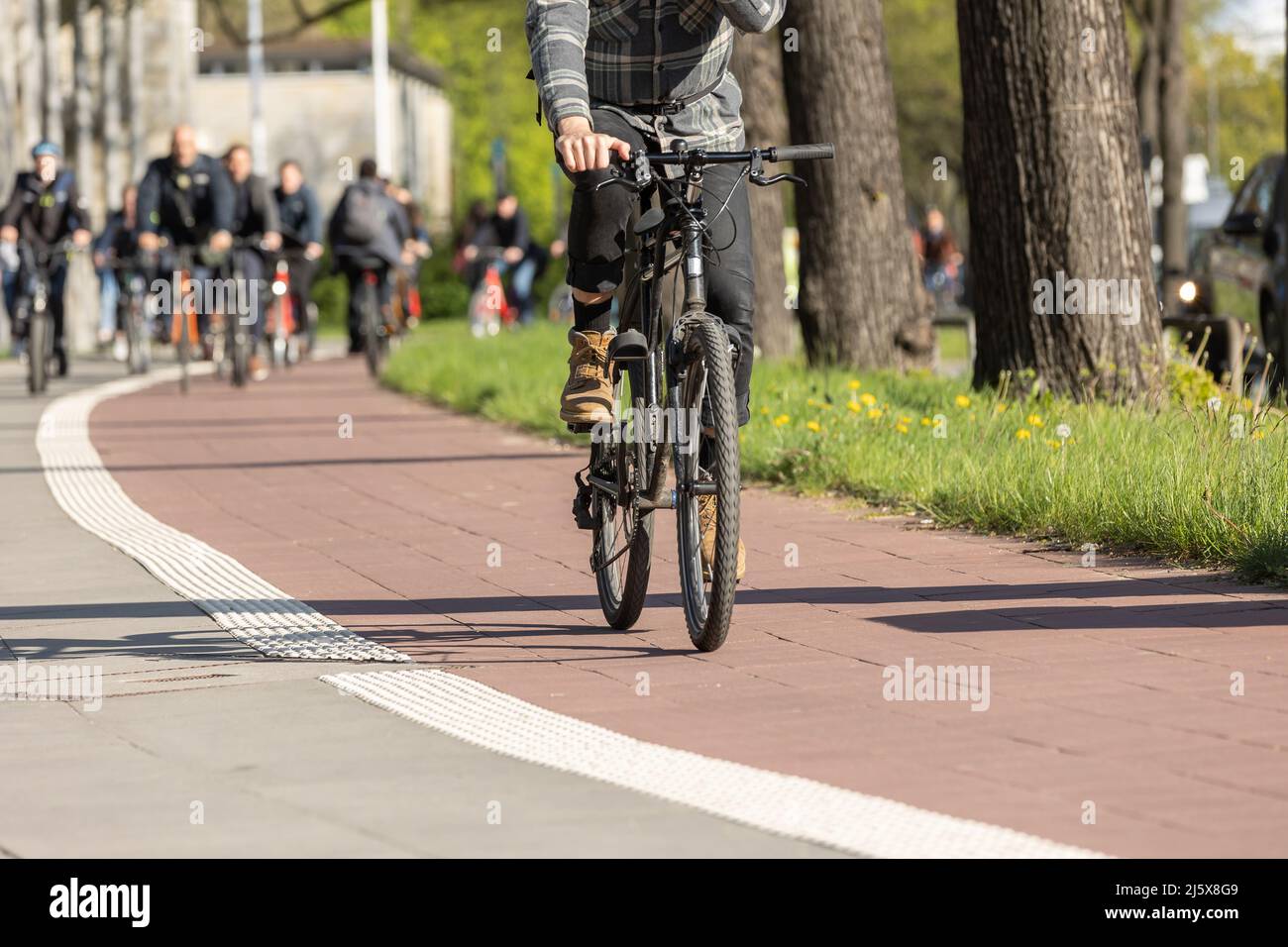 Bicycle headlights hi-res stock photography and images - Alamy
