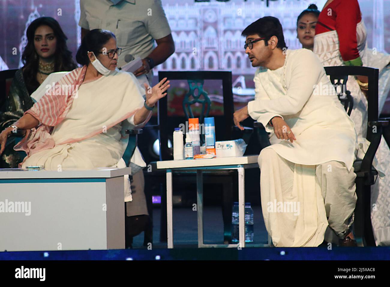 Kolkata, India. 25th Apr, 2022. Bengal CM mamata banerjee and Actor ...