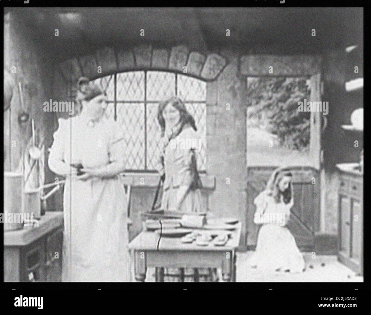Alice in Wonderland 1915 vintage movie still Stock Photo - Alamy