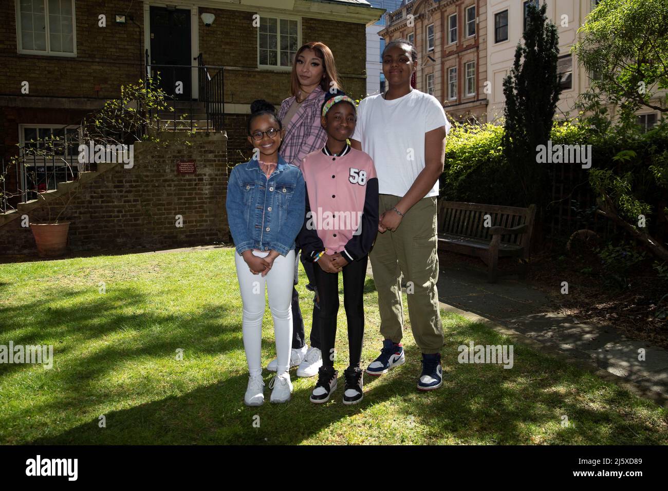 Jubilee pageant dancers hi-res stock photography and images - Alamy