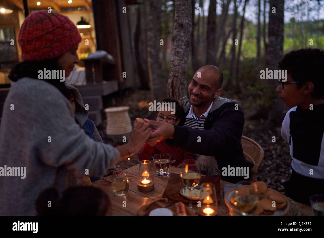 Husband and wife eating outside hi-res stock photography and images - Alamy
