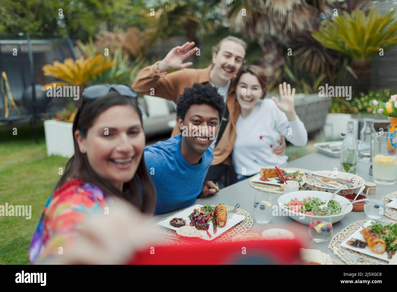 Lunch table hi-res stock photography and images - Alamy