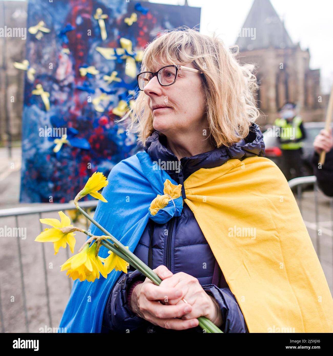 Scottish artists ukraine protest hi-res stock photography and images ...