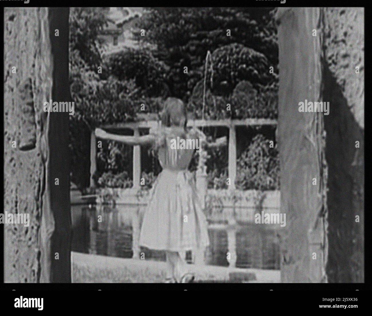 Alice in Wonderland 1915 vintage movie still Stock Photo - Alamy