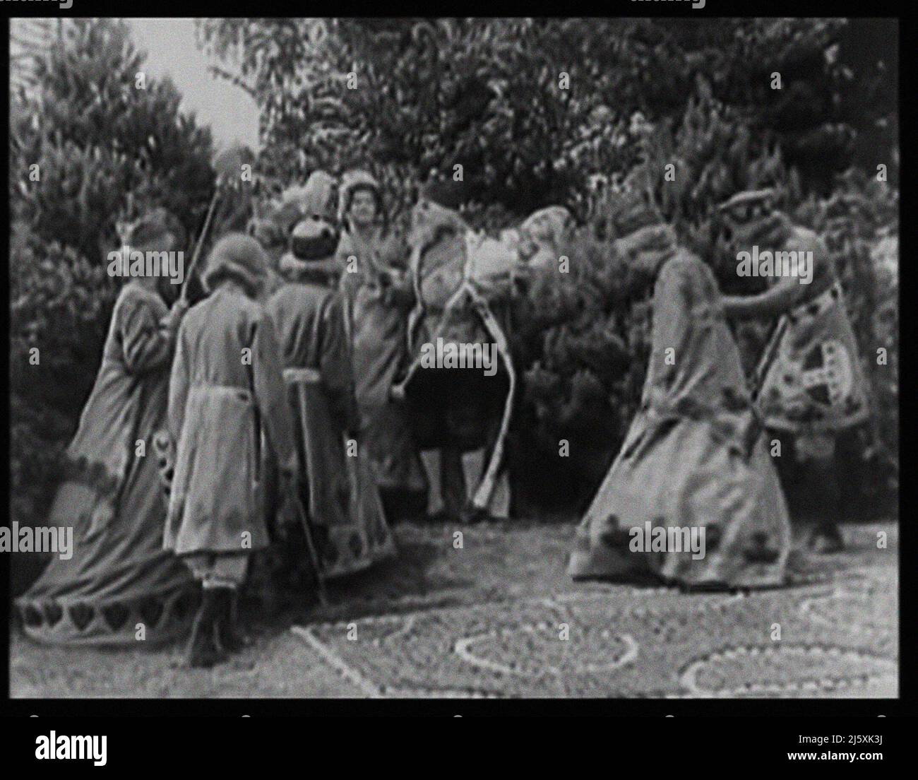 Alice in Wonderland 1915 vintage movie still Stock Photo - Alamy