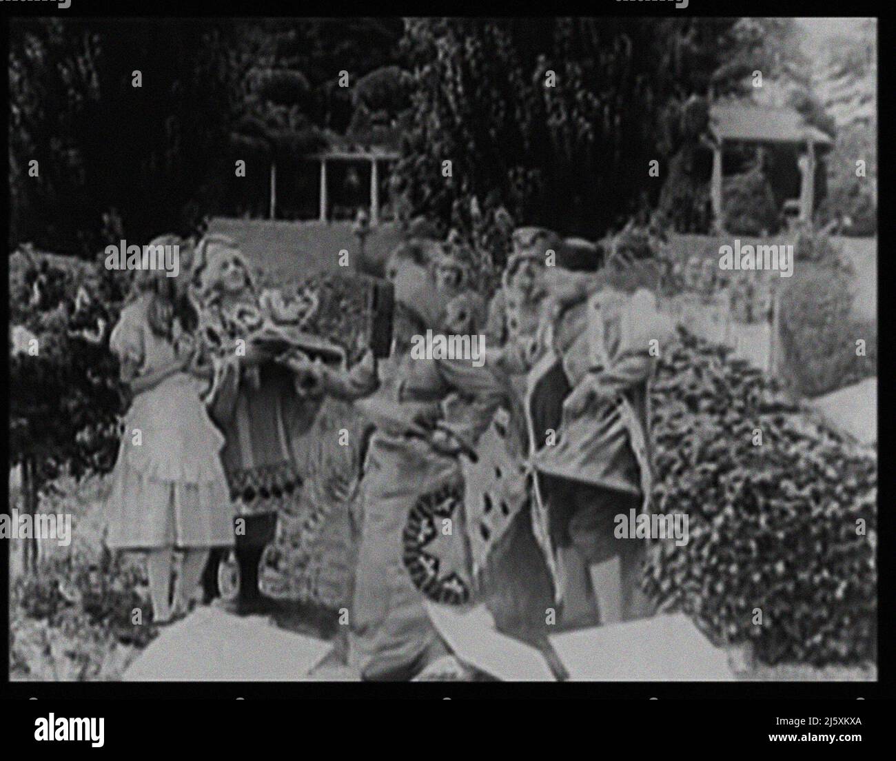 Alice in Wonderland 1915 vintage movie still Stock Photo - Alamy