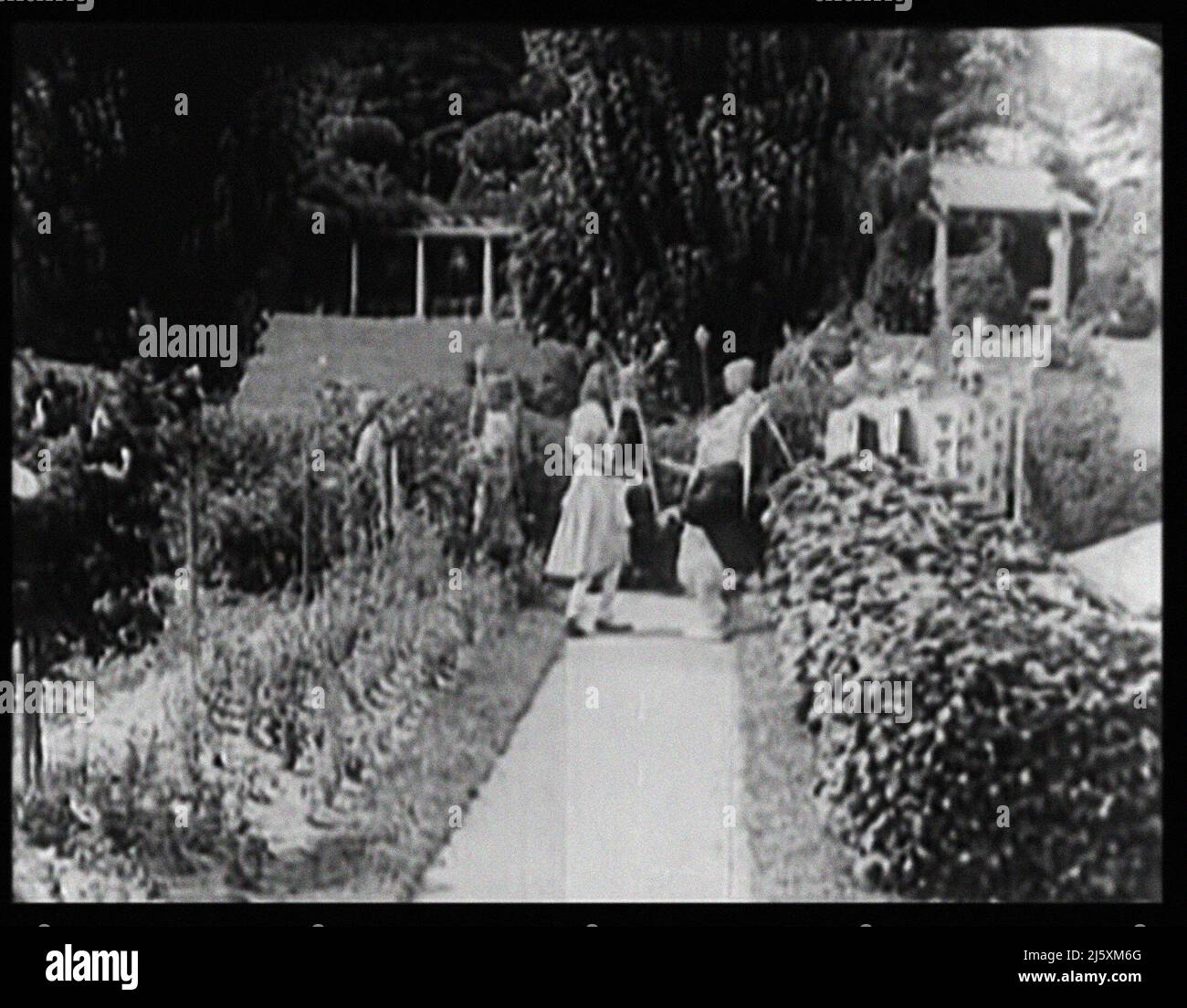 Alice in Wonderland 1915 vintage movie still Stock Photo - Alamy