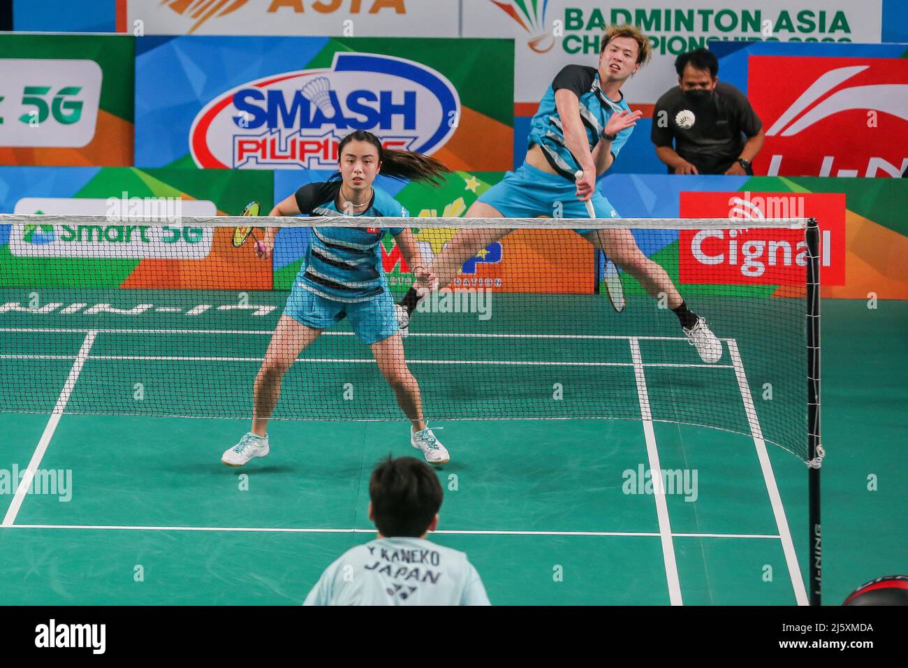 Manila, Philippines. 26th Apr, 2022. Lee Chun Hei Reginald (R) and Ng ...