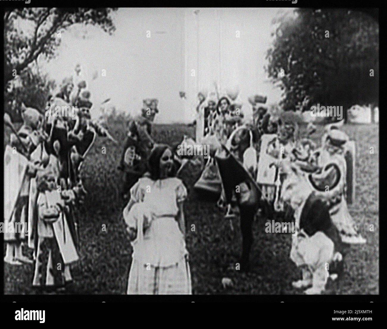 Alice in Wonderland 1915 vintage movie still Stock Photo - Alamy