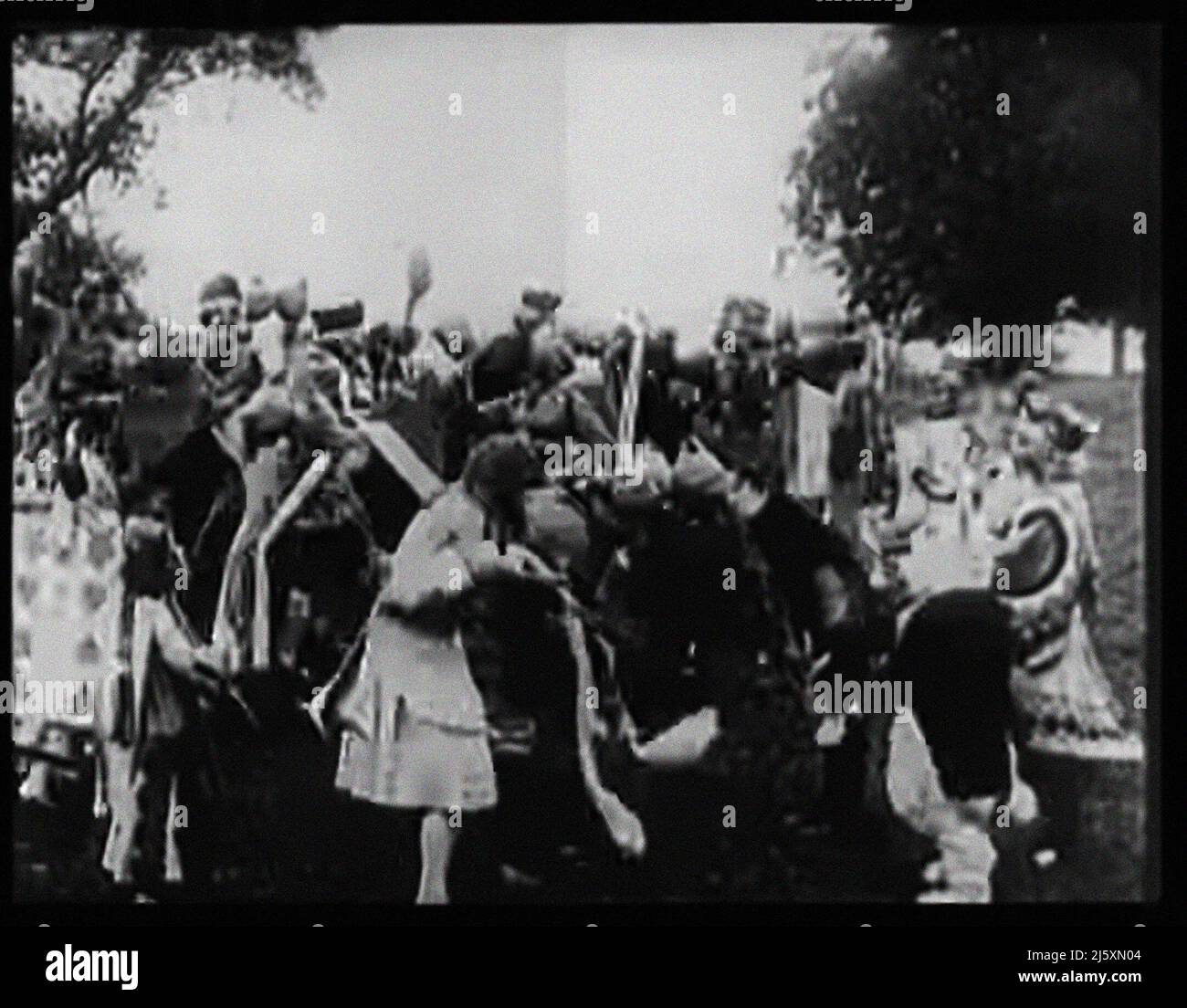 Alice in Wonderland 1915 vintage movie still Stock Photo - Alamy