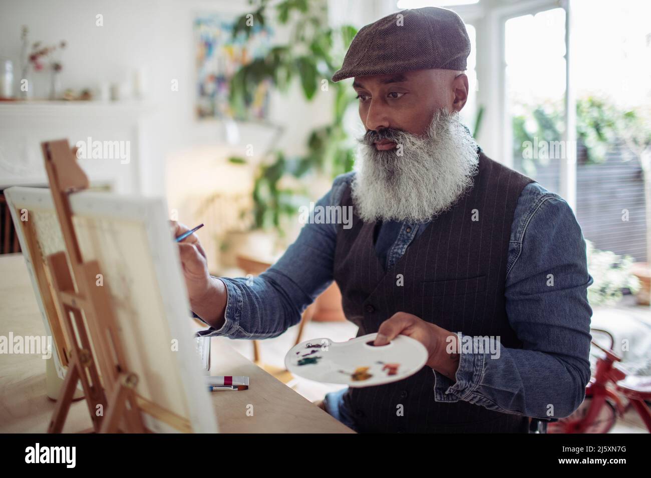 Beard painting hi-res stock photography and images - Alamy