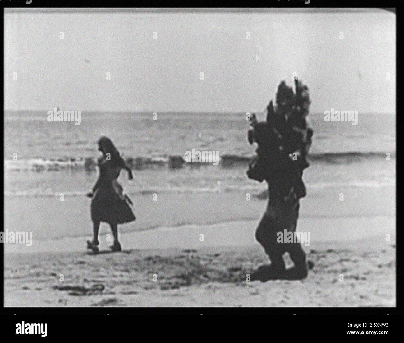 Alice in Wonderland 1915 vintage movie still Stock Photo - Alamy