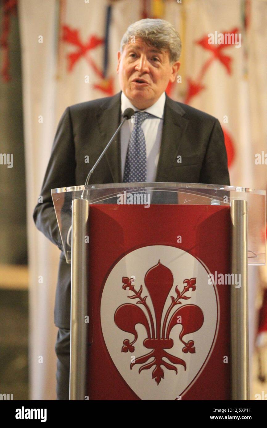 Demonstration in Florence,to celebrate the end of the occupation and ...
