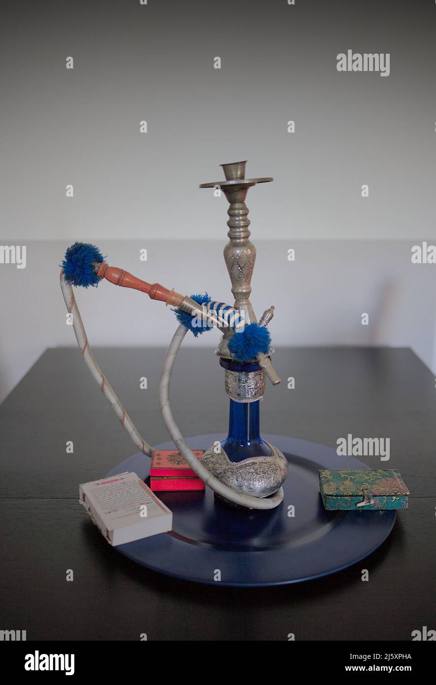 Arabian tradition arabic tradition hi-res stock photography and images ...