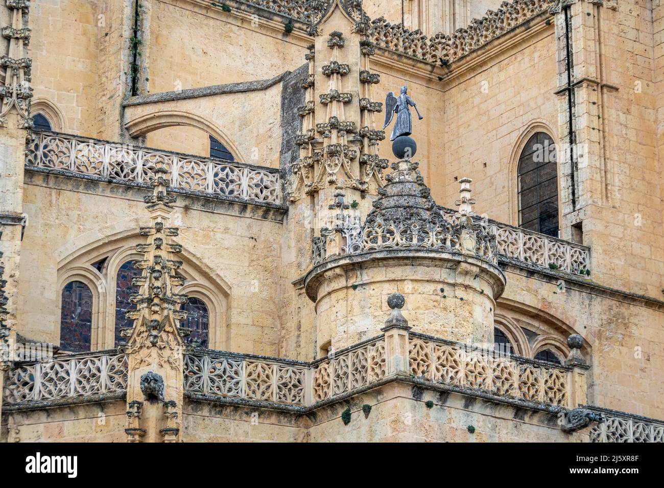 Roman statue segovia hi-res stock photography and images - Alamy