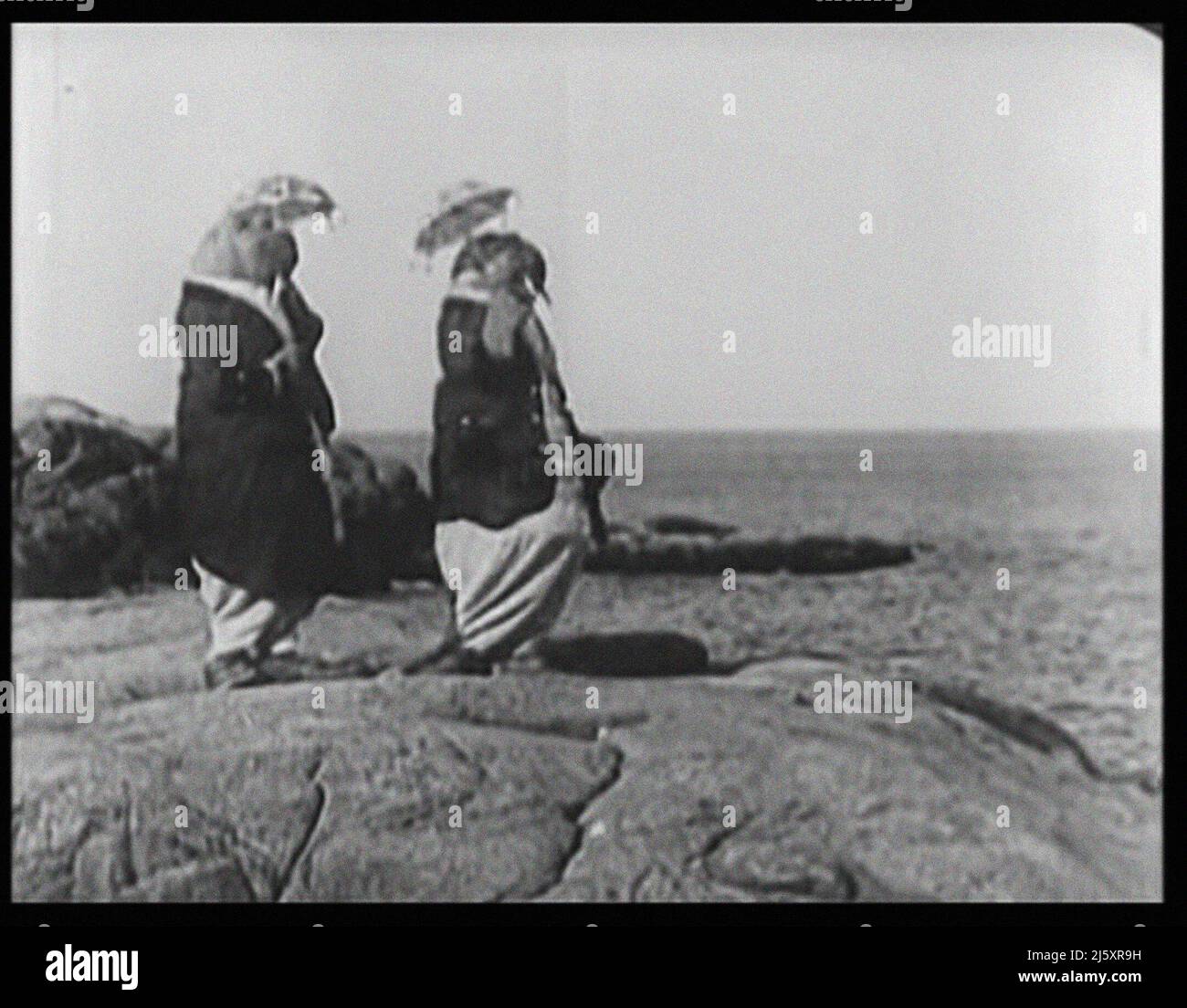 Alice in Wonderland 1915 vintage movie still Stock Photo - Alamy