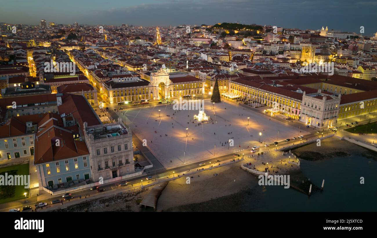 Lisbon 4k hi-res stock photography and images - Alamy