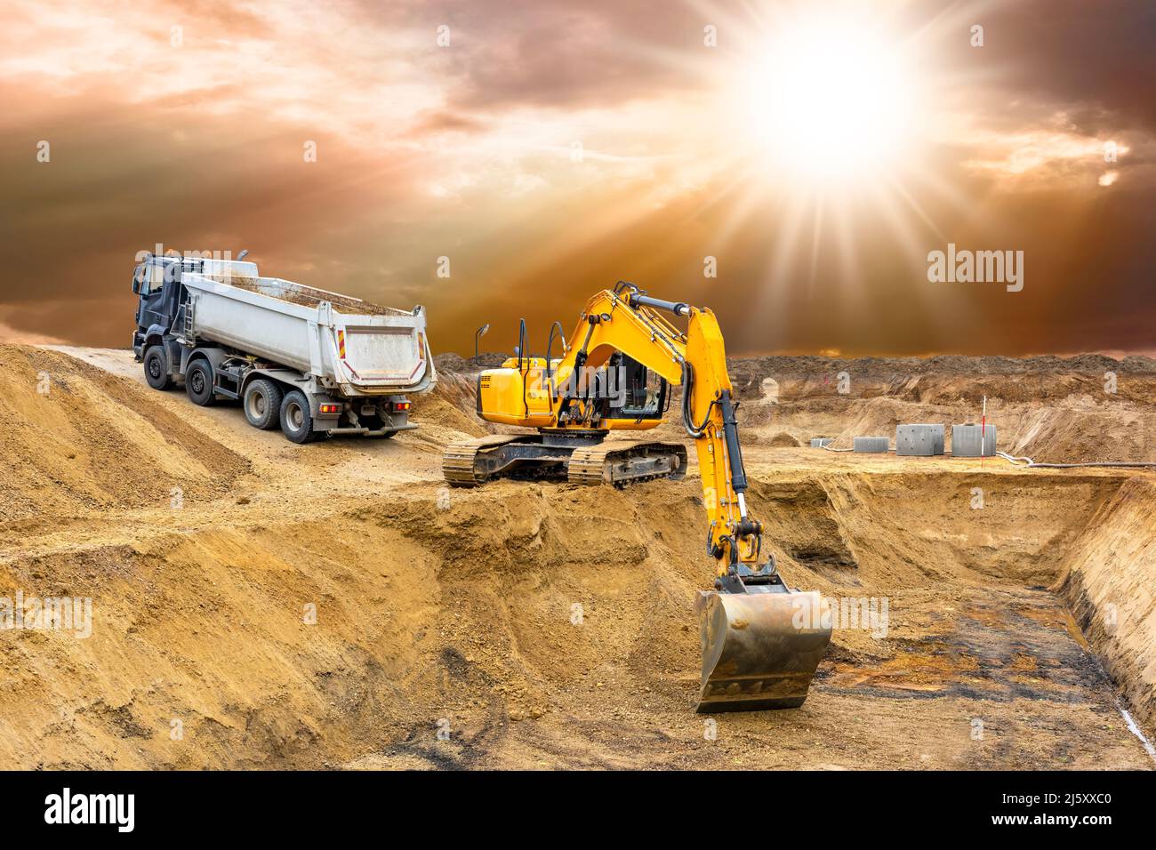 Construction site excavation hi-res stock photography and images - Alamy