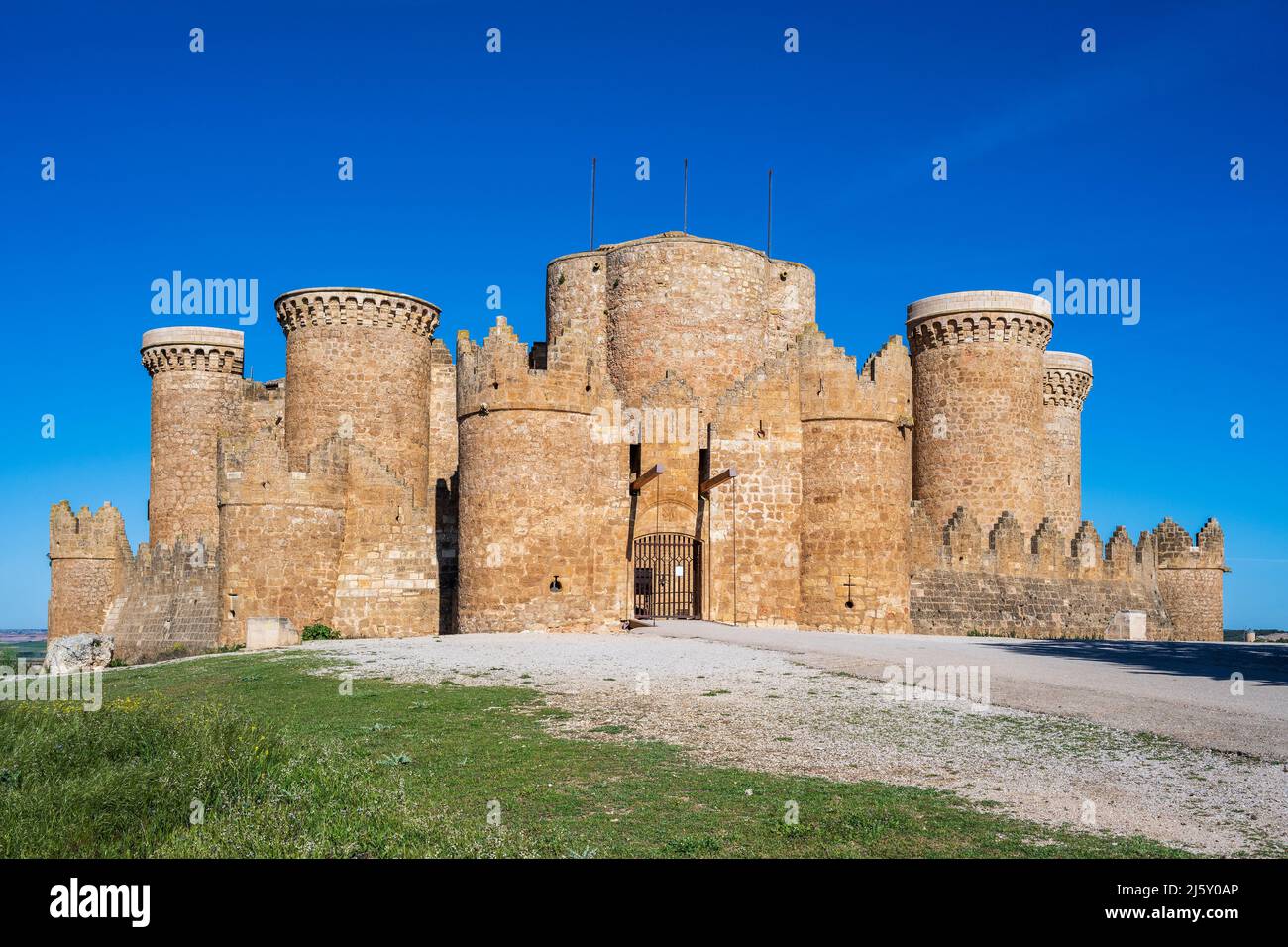 Castillo de la medieval hi-res stock photography and images - Alamy