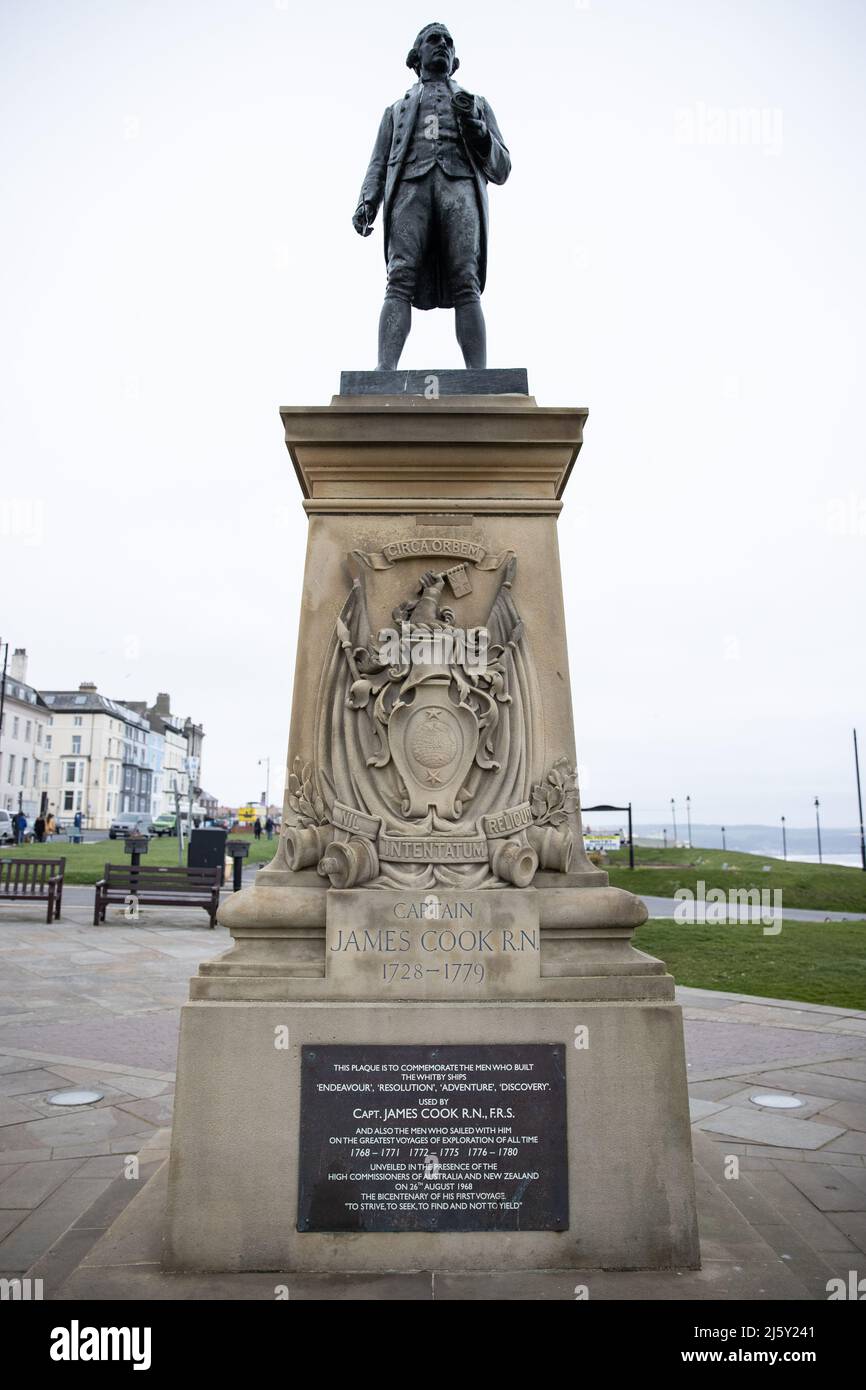 WHITBY, ENGLAND, UK. April 25th 2022. A statue of captain James Cook is ...