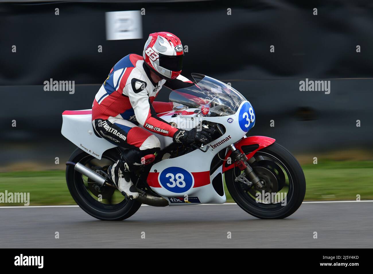 Graham English, Yamaha TZ350G, Hailwood Trophy for two stroke 250cc and ...